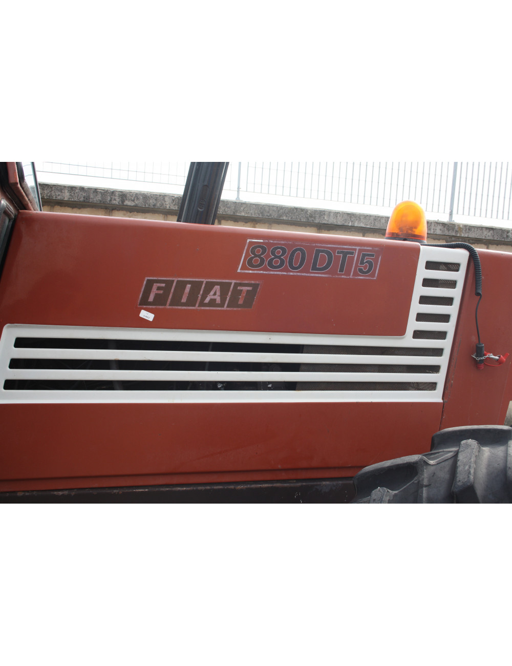 FIAT 880DT CABINATO